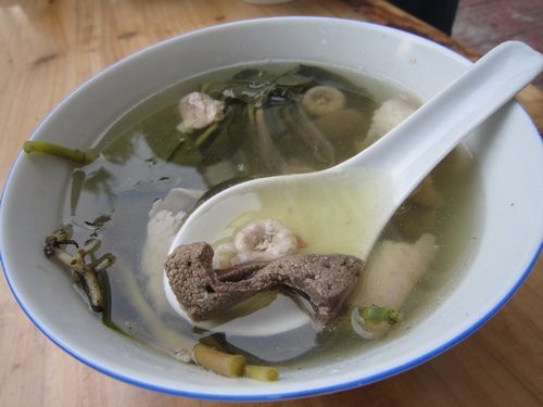 SILLY SEASON: FILHA, DÁ-LHE SOPA DE RATO - Conversas à Mesa