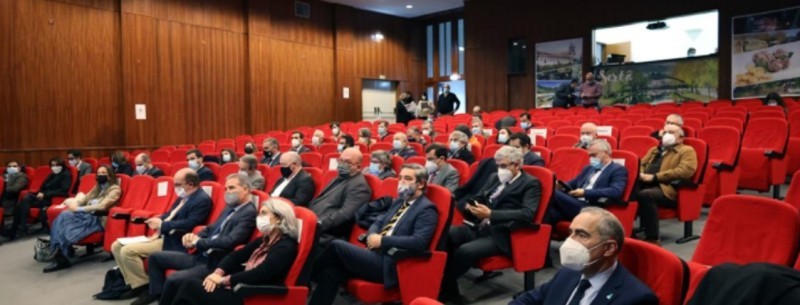 MUNICÍPIO DE ARCOS DE VALDEVEZ ASSINA CONTRATOS DAS ÁREAS INTEGRADAS DE ...